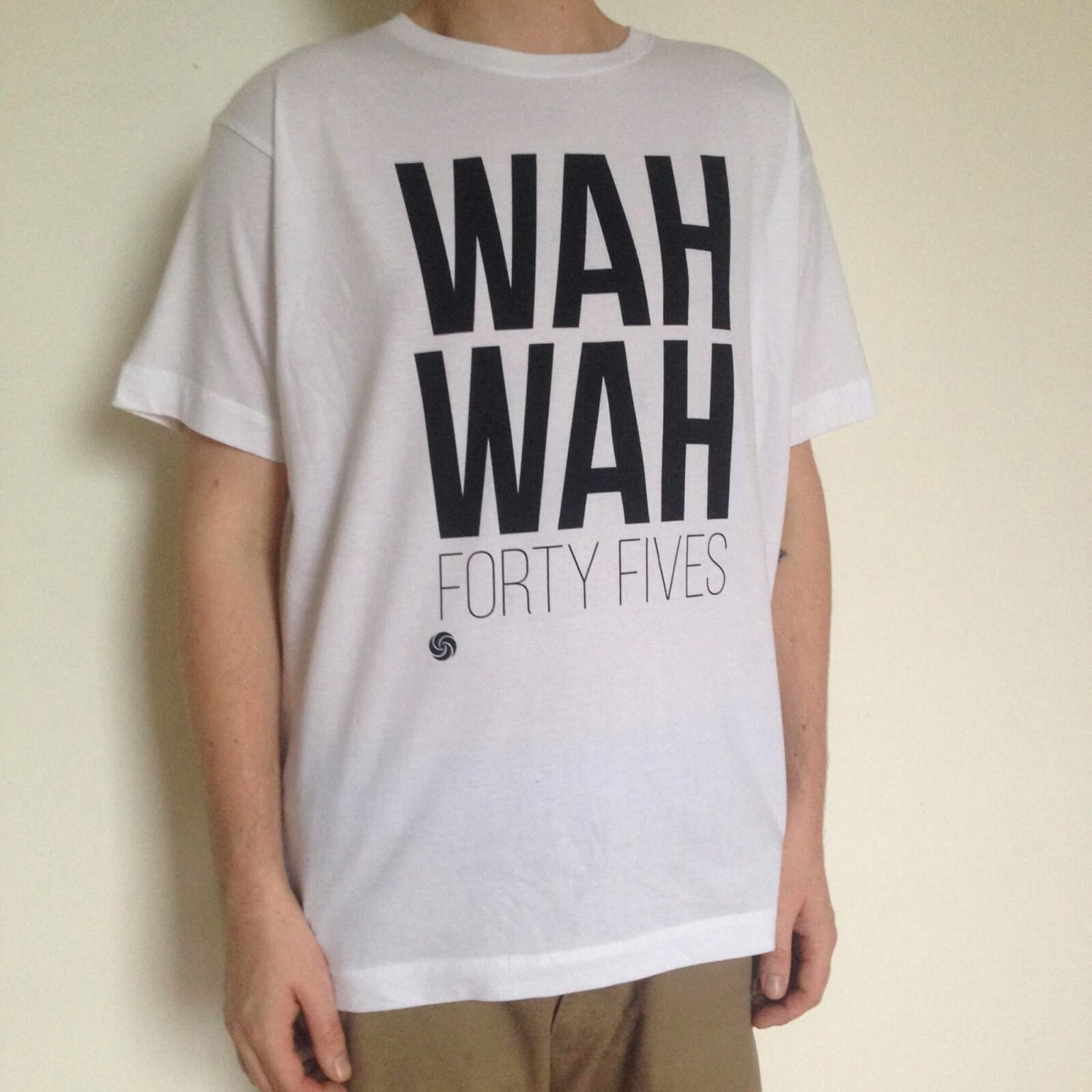 WAH WAH T-SHIRT - Wah Wah 45s